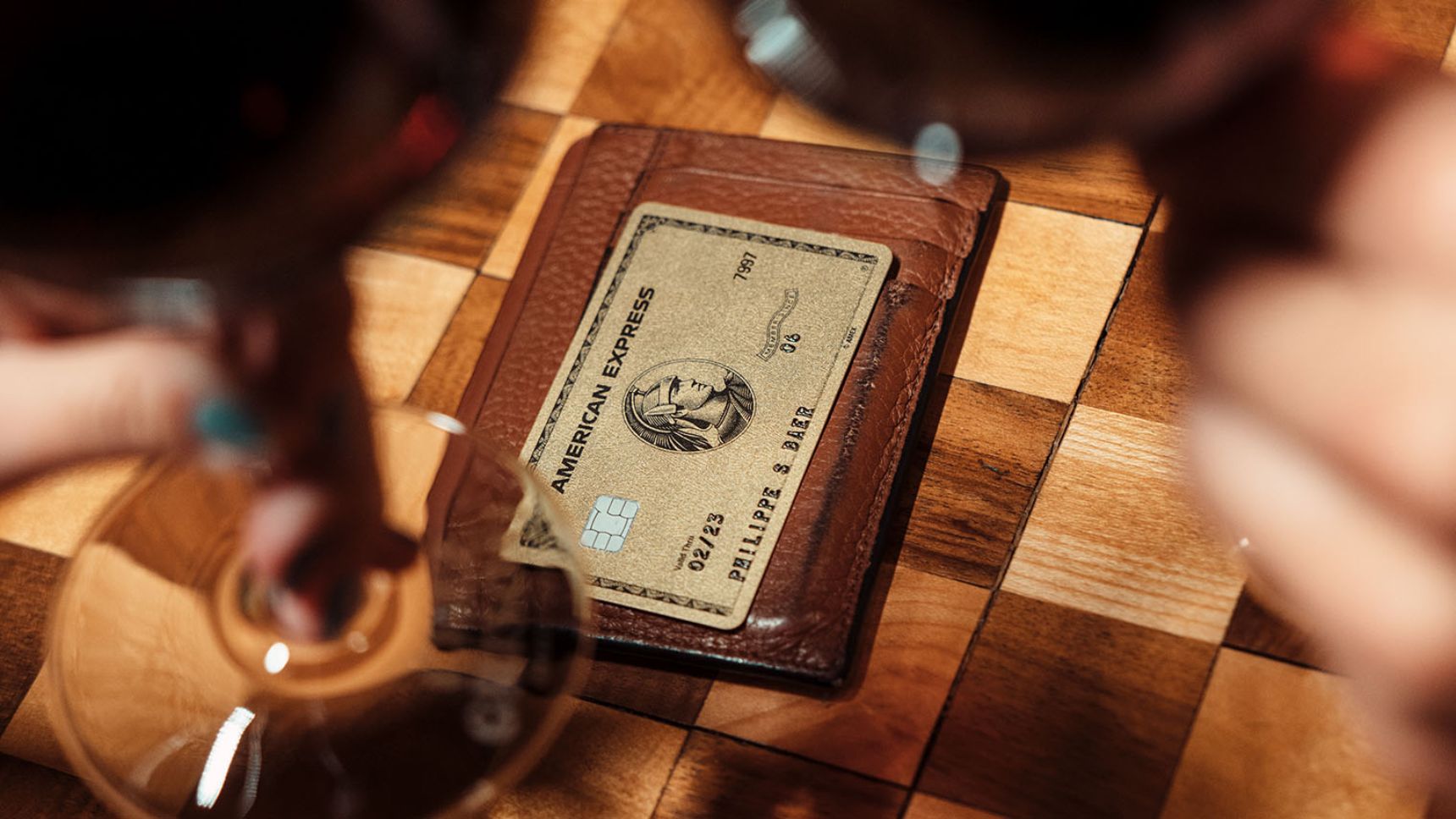 The colors of the American Express Cards | American Express Switzerland