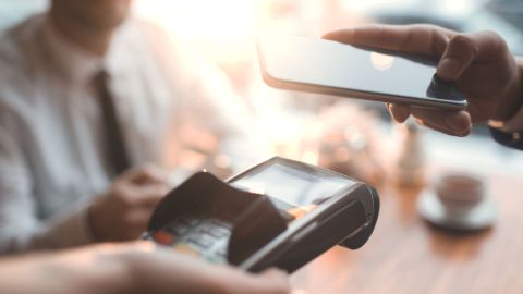 Alles im Blick mit der Swisscard App | American Express Schweiz